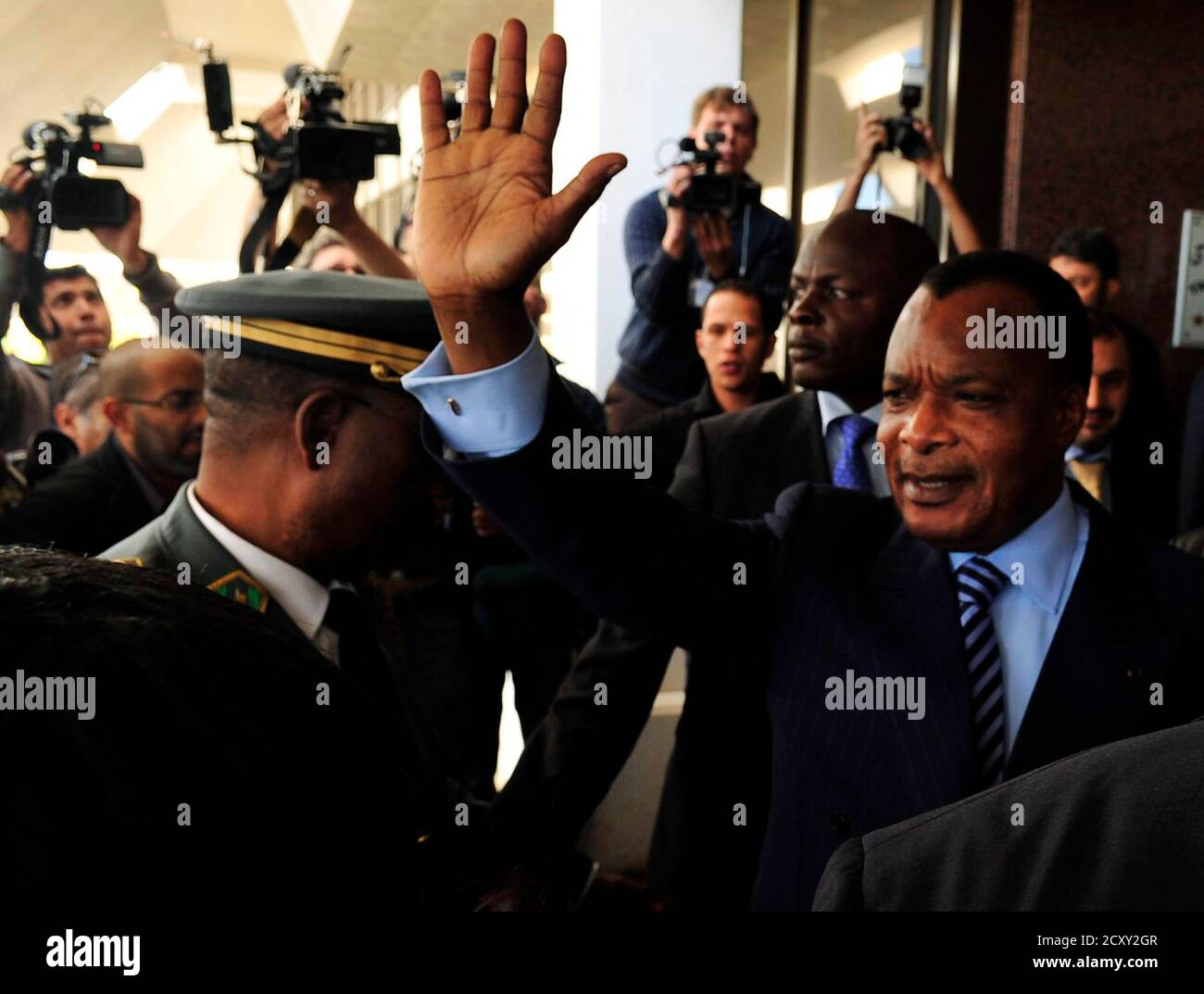 Denis sassou nguesso guerre Banque de photographies et d’images à haute résolution - Alamy
