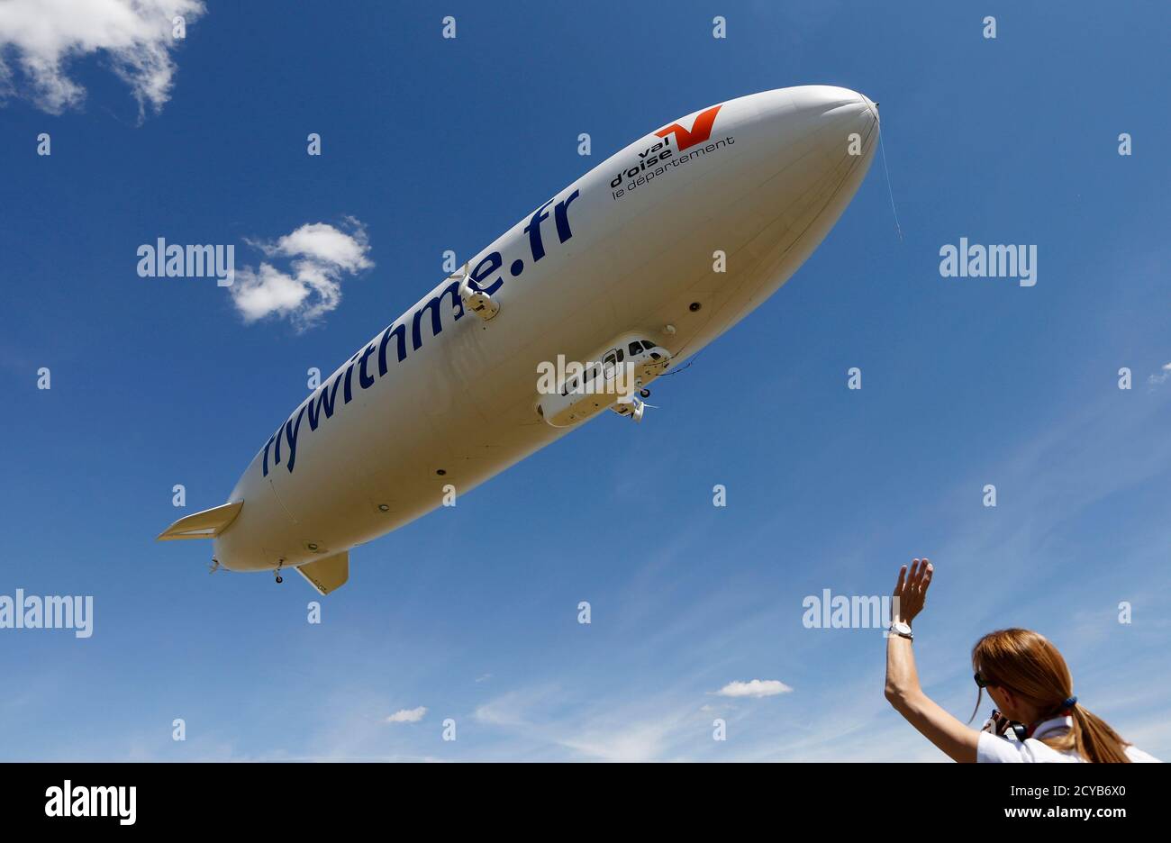 Dirigeable zeppelin nt Banque de photographies et d’images à haute ...