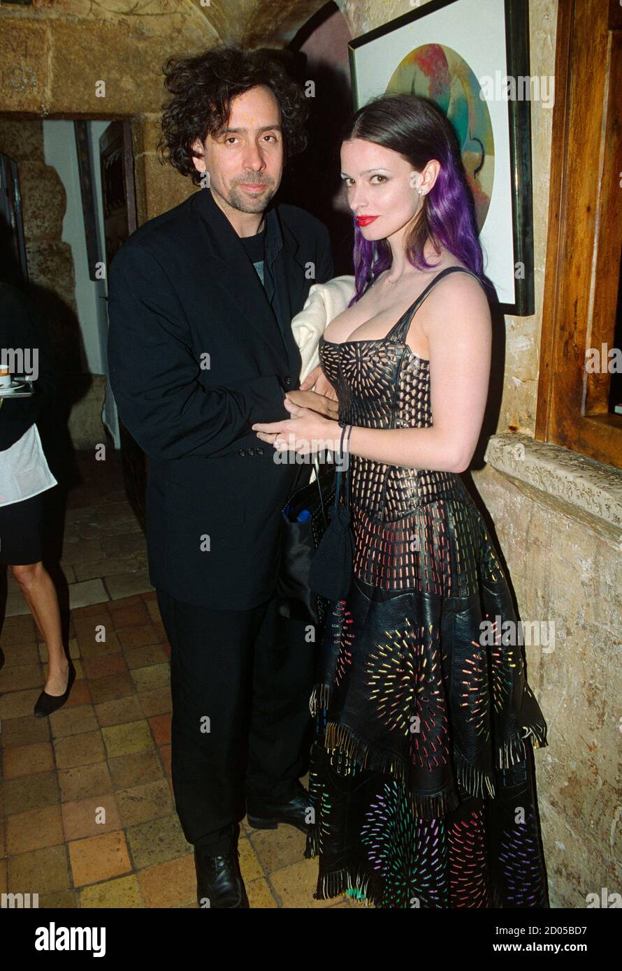 ARCHIVE: CANNES, FRANCE. Mai 1995 : le réalisateur Tim Burton et l ...