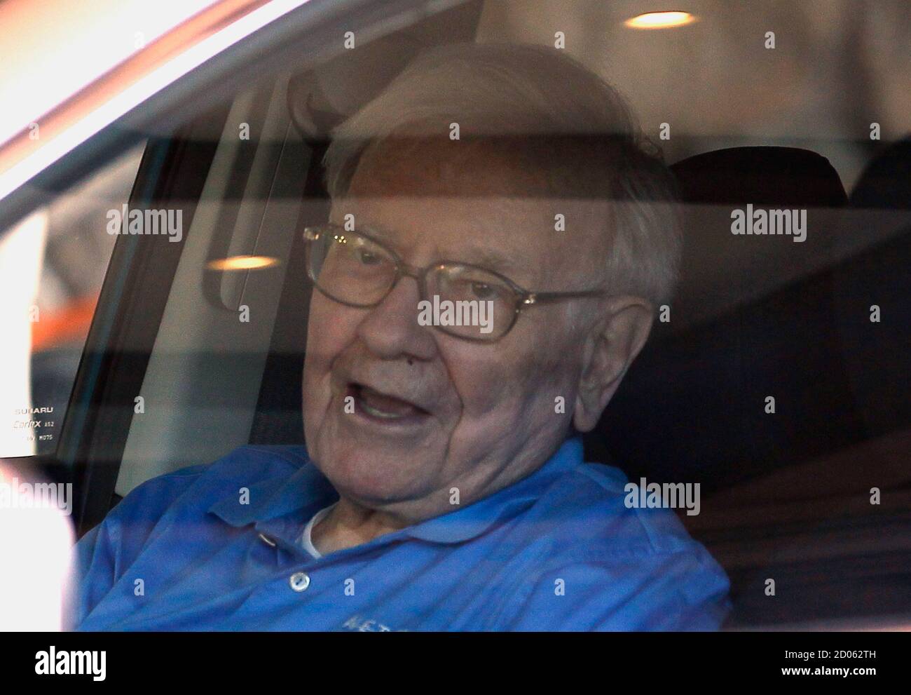 Warren buffett en voiture Banque de photographies et d’images à haute ...