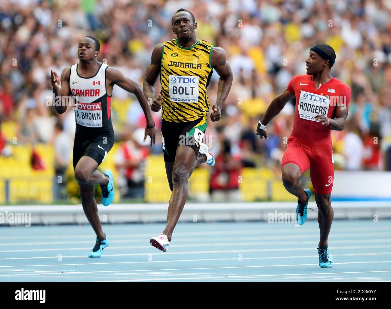 Usain Bolt Jamaica Crosses Finish Banque De Photographies Et D Images à