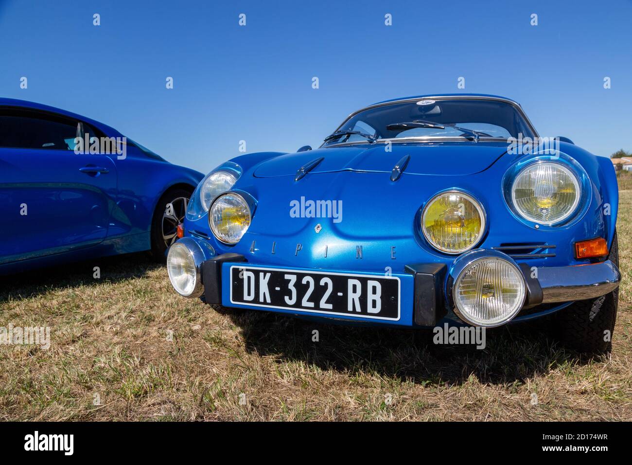 Renault alpine a110 old Banque de photographies et d’images à haute ...