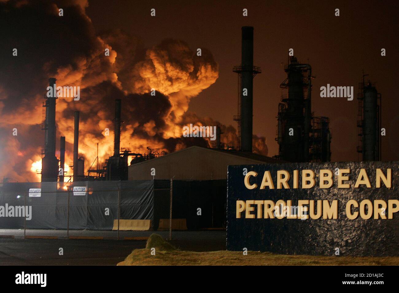 Feu De Pétrole Banque d'image et photos - Alamy