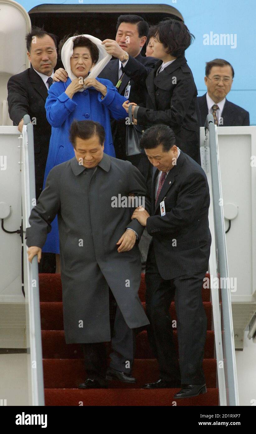 Kim Dae Jung Et Sa Femme Kim Dae Jung Banque d'image et photos - Alamy