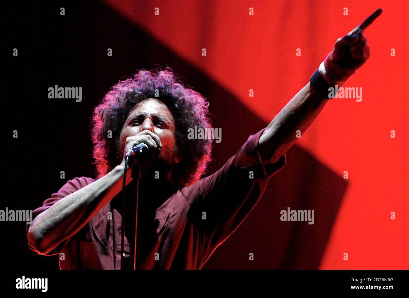 Rage against machine singer zack Banque de photographies et d’images à ...