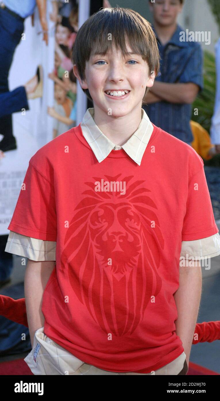 Tyler Patrick Jones Banque d'image et photos - Alamy