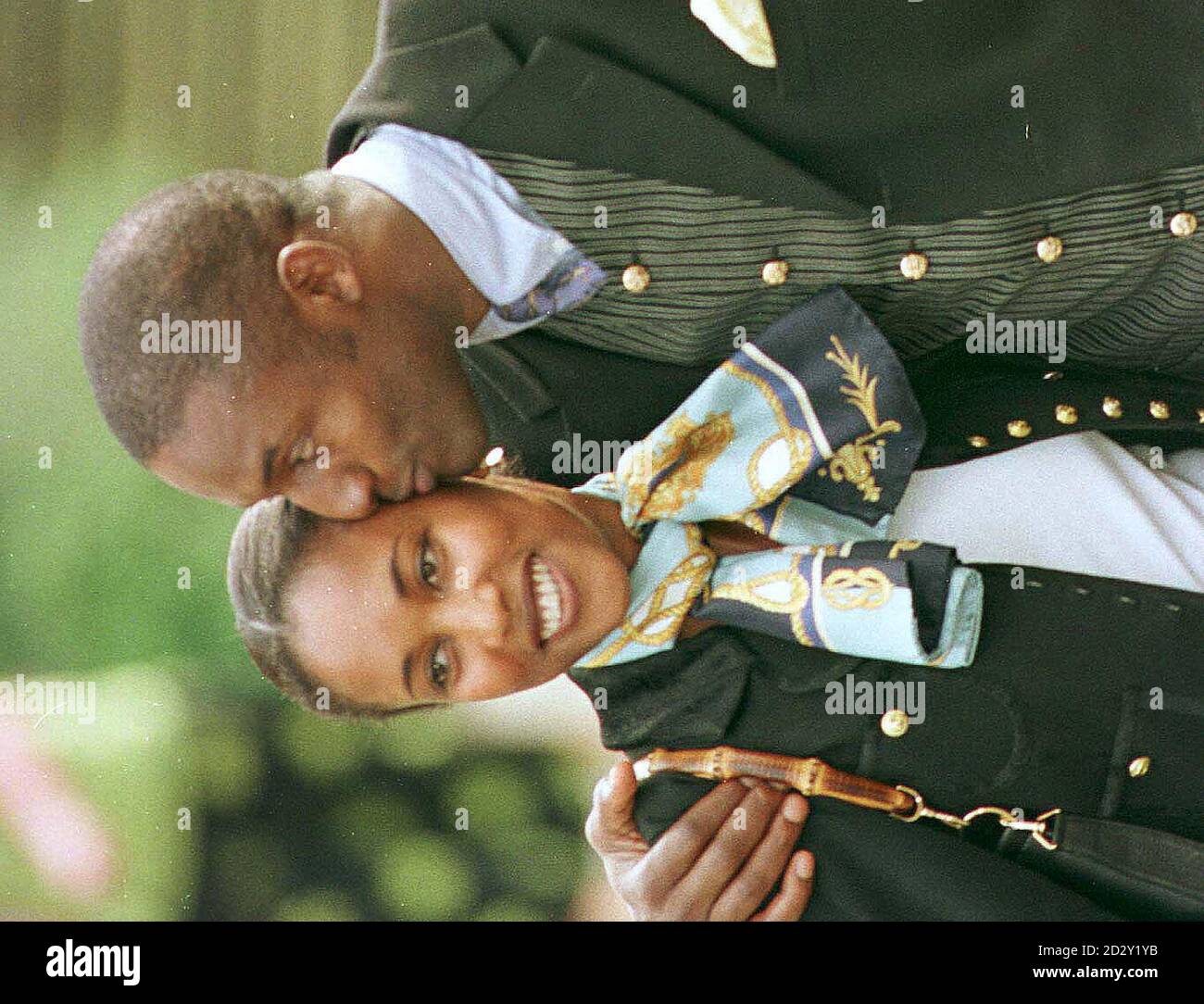 John fashanu et sa femme Banque de photographies et d’images à haute ...