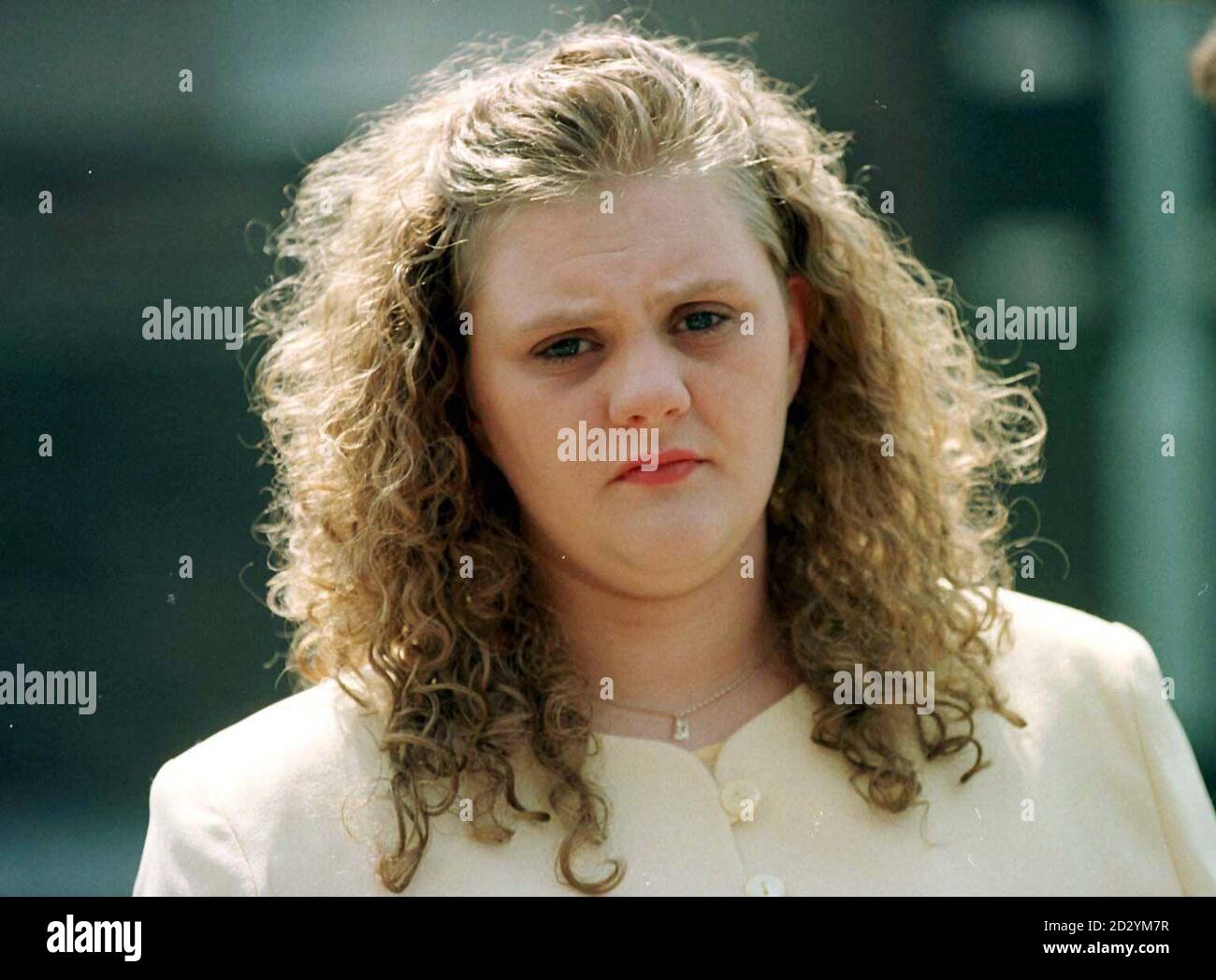 Susan Kelly, 24 ans, quitte la cour de comté de Stockport aujourd'hui ...