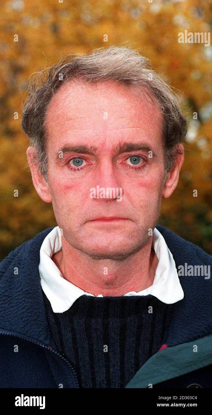 John Caine, journaliste télévisé de Central TV dans les Midlands ...