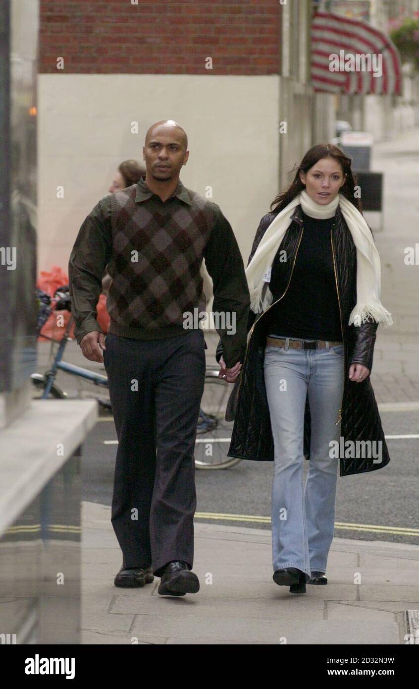 Spice girl mel bs former husband jimmy gulzar Banque de photographies ...