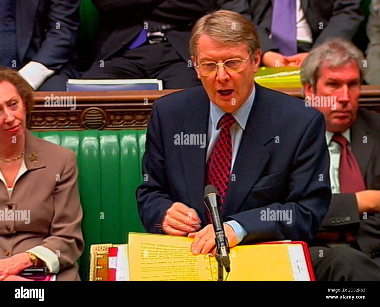 Le ministre des Affaires rurales, Alun Michael, présente les résultats ...