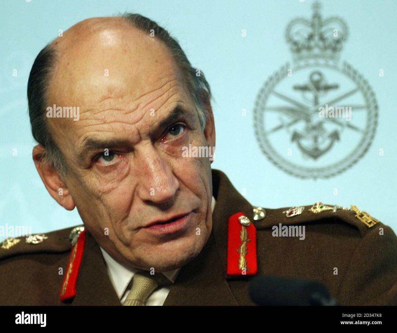 General sir mike jackson Banque de photographies et d’images à haute ...