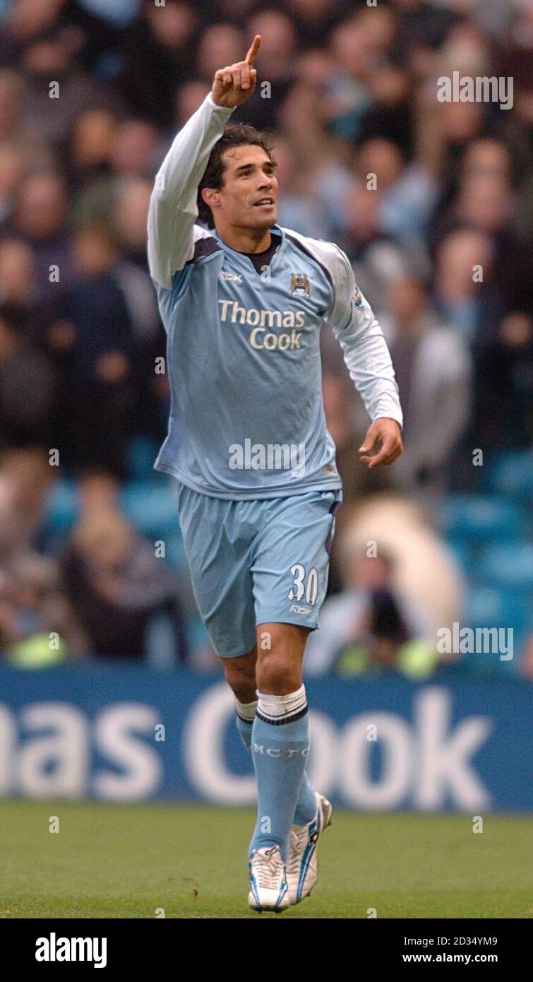 Bernardo corradi Banque de photographies et d’images à haute résolution ...