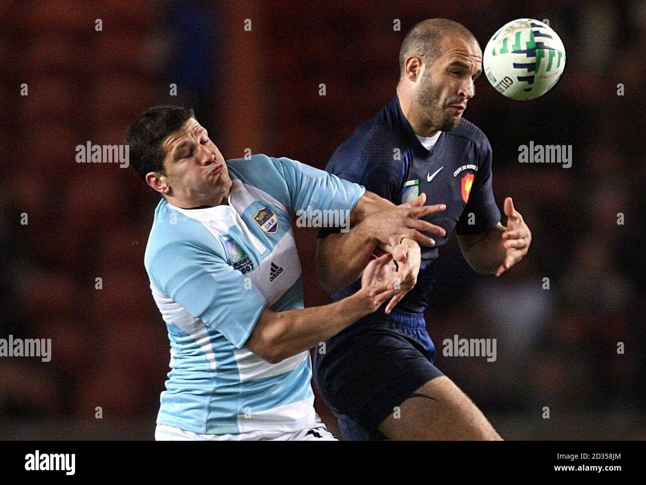 Martin Durand (à gauche) en Argentine et Frédéric Michalak en France se ...