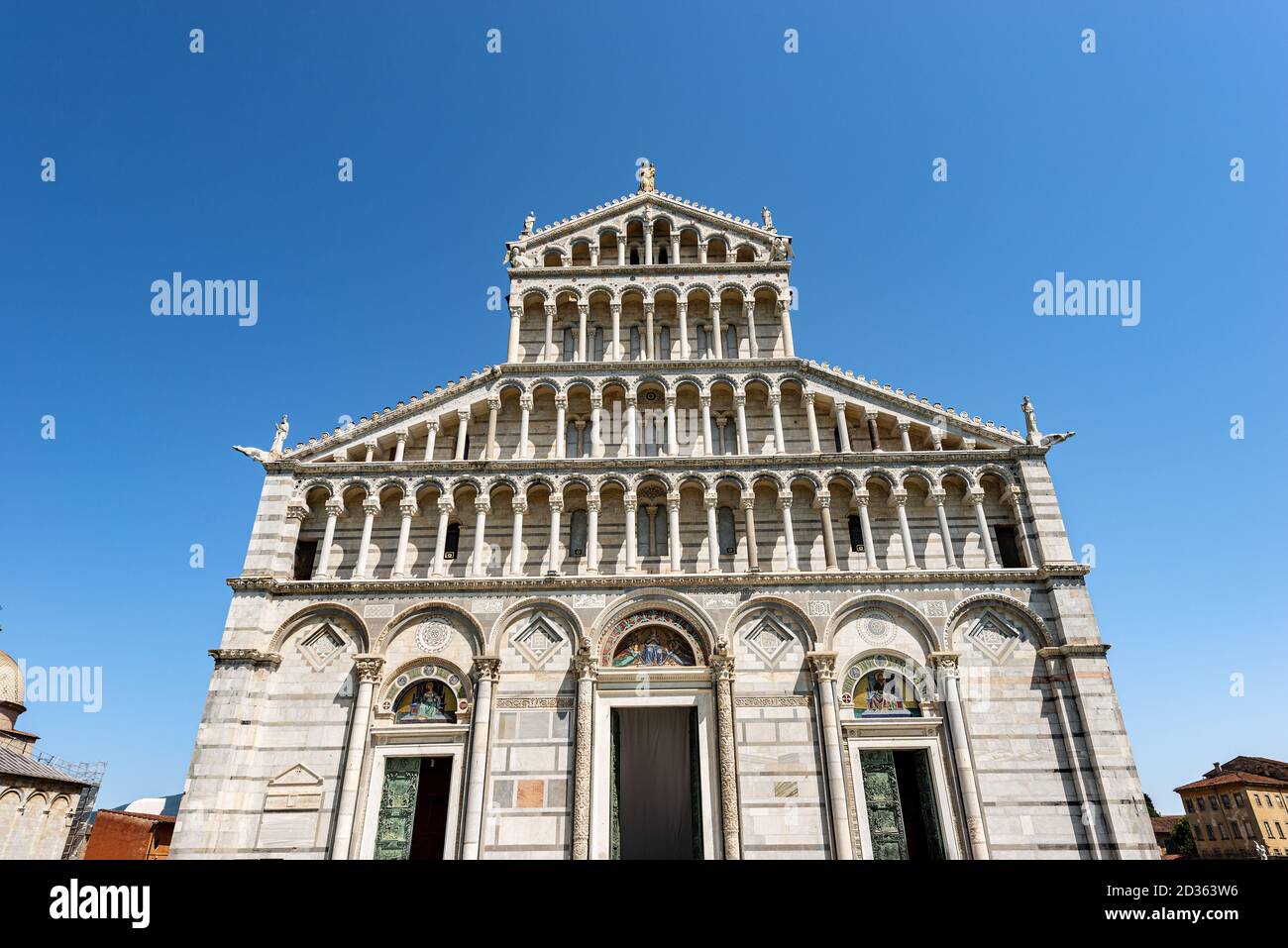 Façade principale de la cathédrale de Pise, (Duomo di Santa Maria ...