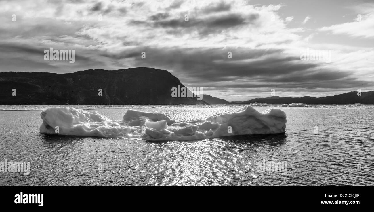 Mer du labrador Banque d'images noir et blanc - Alamy