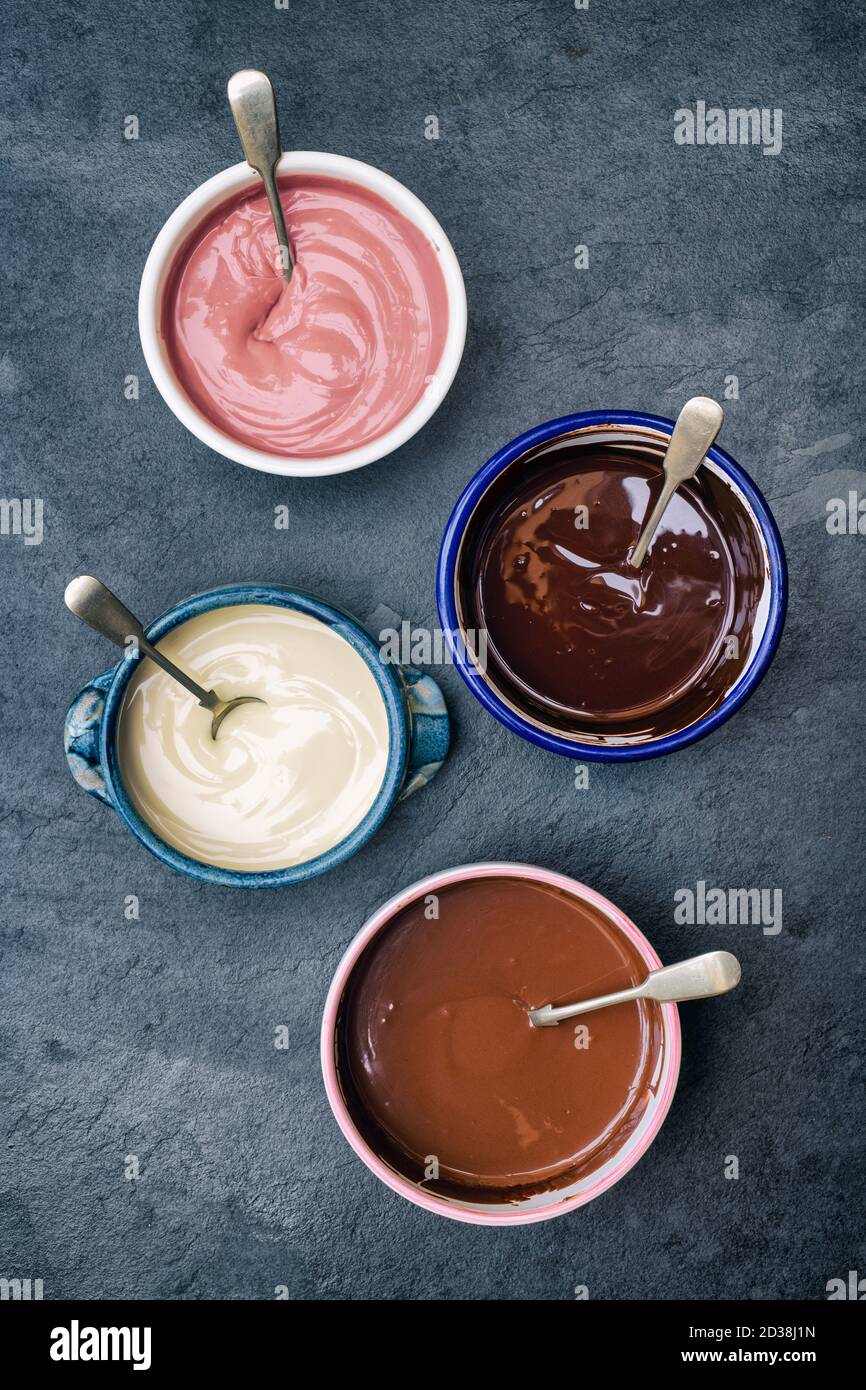 4 types de chocolat Banque de photographies et d’images à haute ...