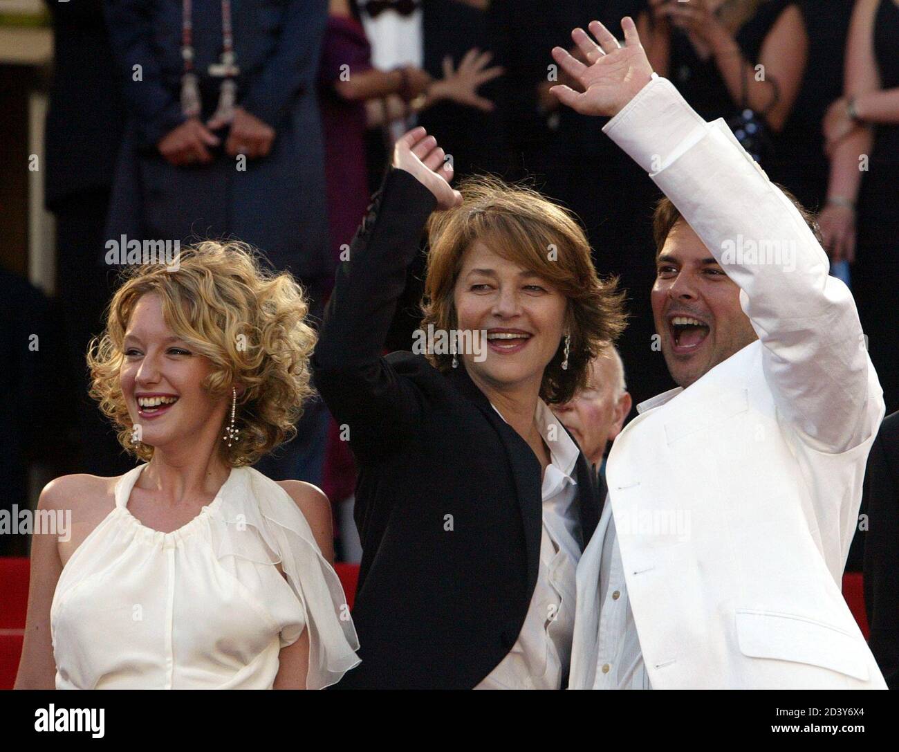 Ludivine Sagnier Swimming Pool 2003 Banque d'image et photos - Alamy