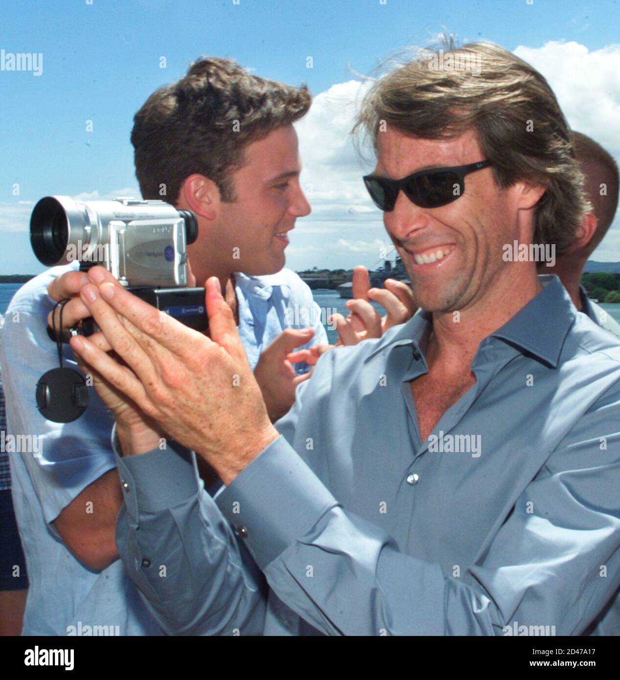 Michael bay ben affleck Banque d'image et photos - Alamy