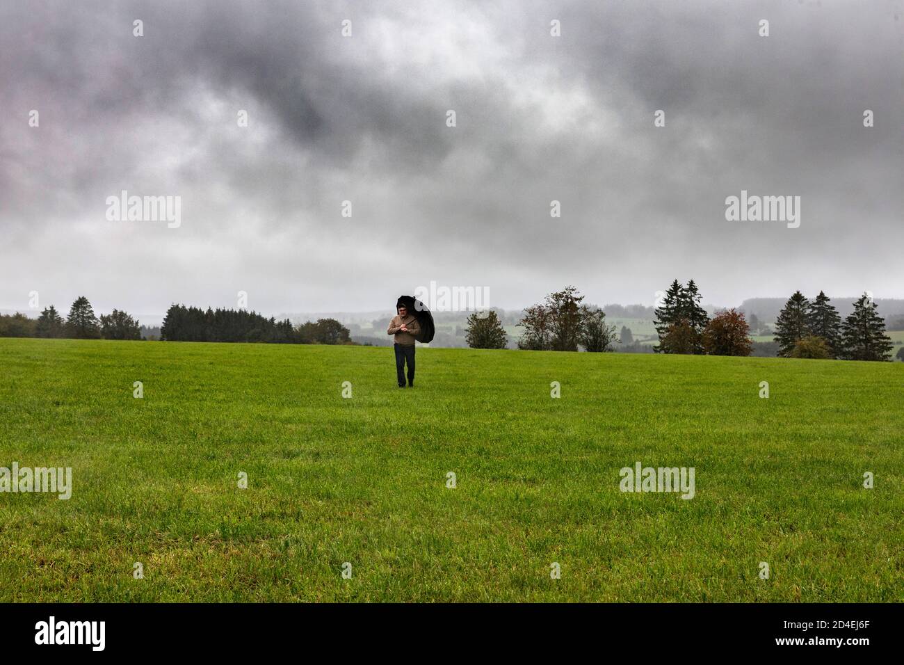Temps venteux et pluvieux Banque de photographies et d’images à haute ...