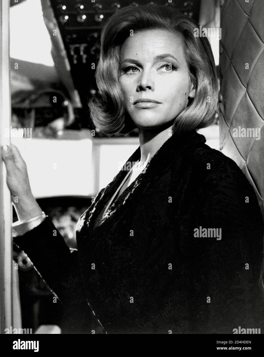 Honor Blackman James Bond Banque d'image et photos - Alamy