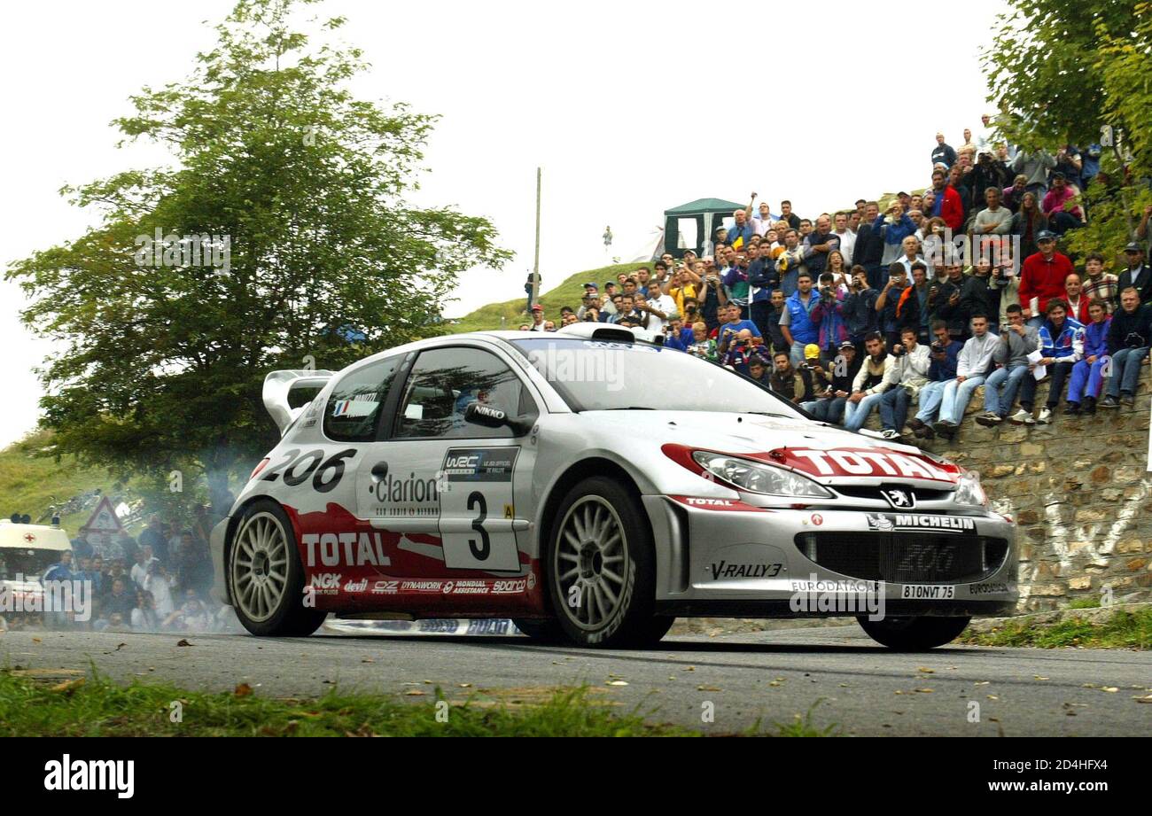 Peugeot 205 rallye italie Banque de photographies et d’images à haute ...