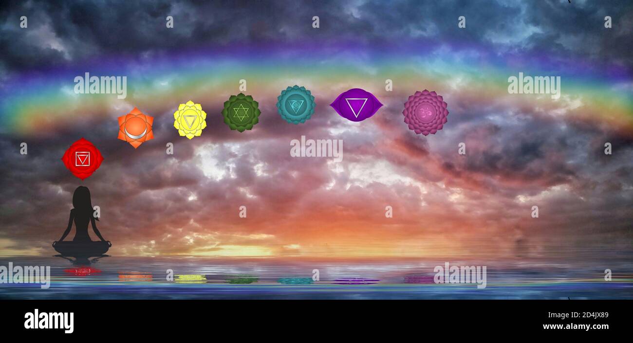 Arrière-plan spirituel avec chakras, silhouette humaine et géométrie ...