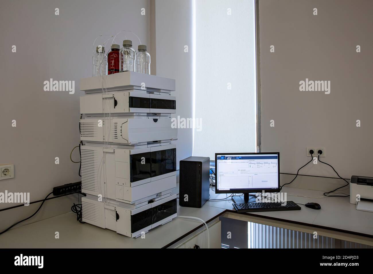 High performance liquid chromatography hplc Banque de photographies et ...