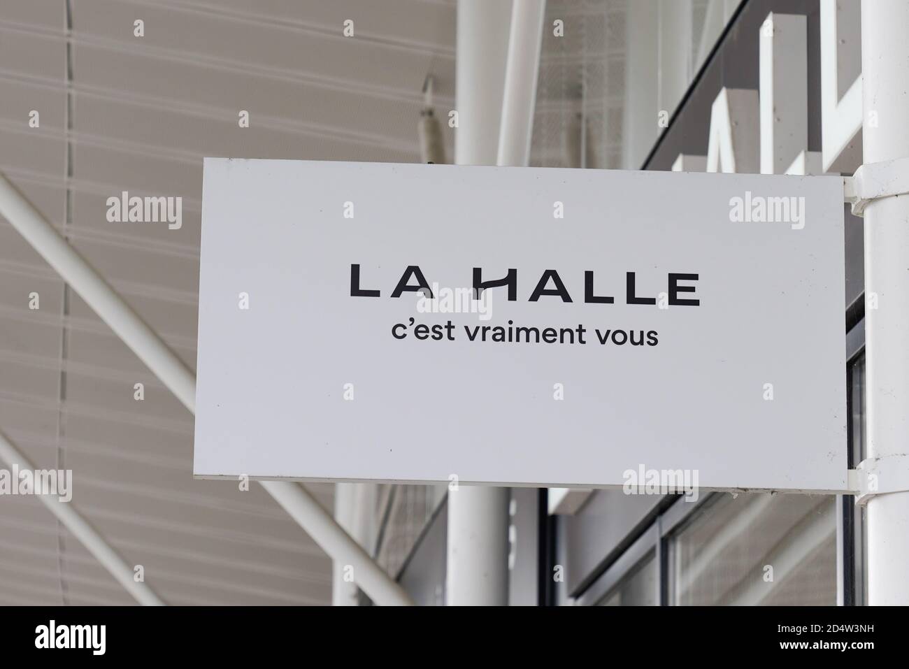 Logo la halle Banque de photographies et d’images à haute résolution ...
