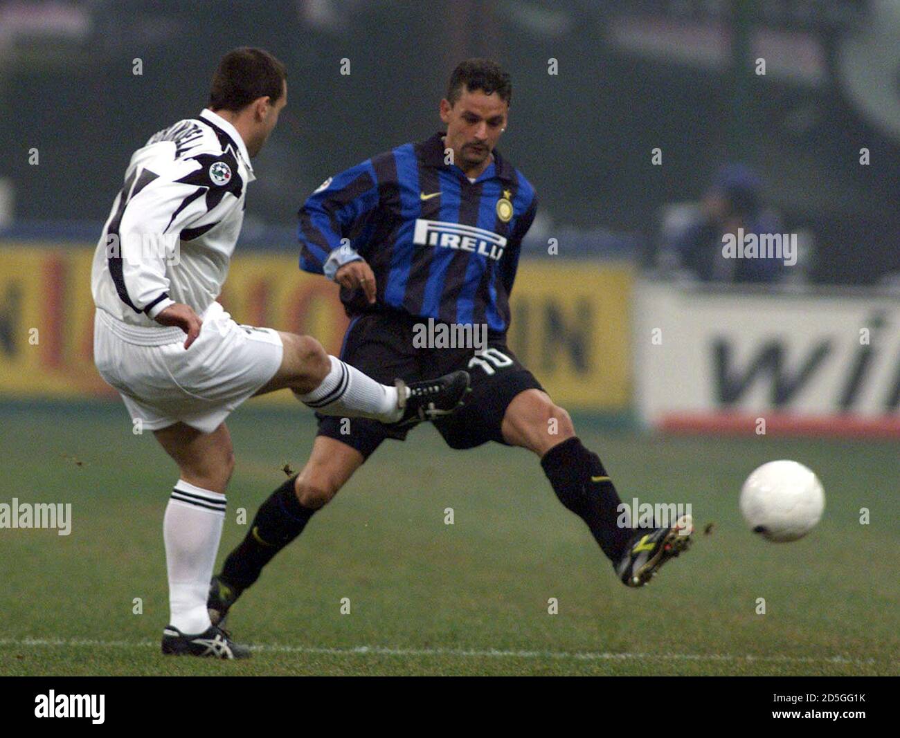 Juventus roberto baggio Banque de photographies et d’images à haute ...