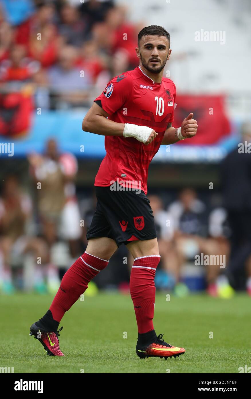 Armando sadiku Banque de photographies et d’images à haute résolution ...