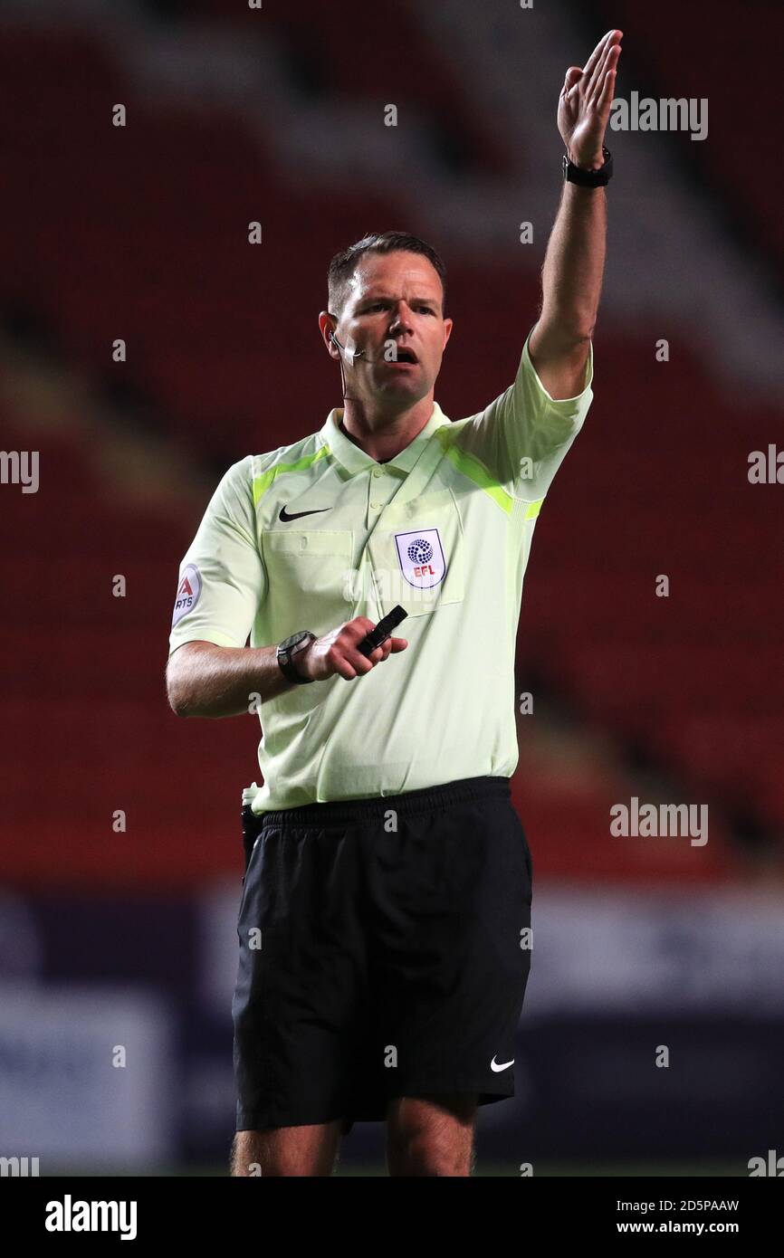 James linington Banque de photographies et d’images à haute résolution ...