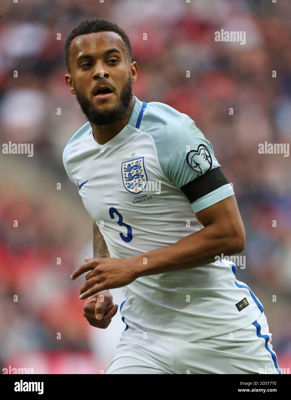 Angleterre ryan bertrand Banque de photographies et d’images à haute ...