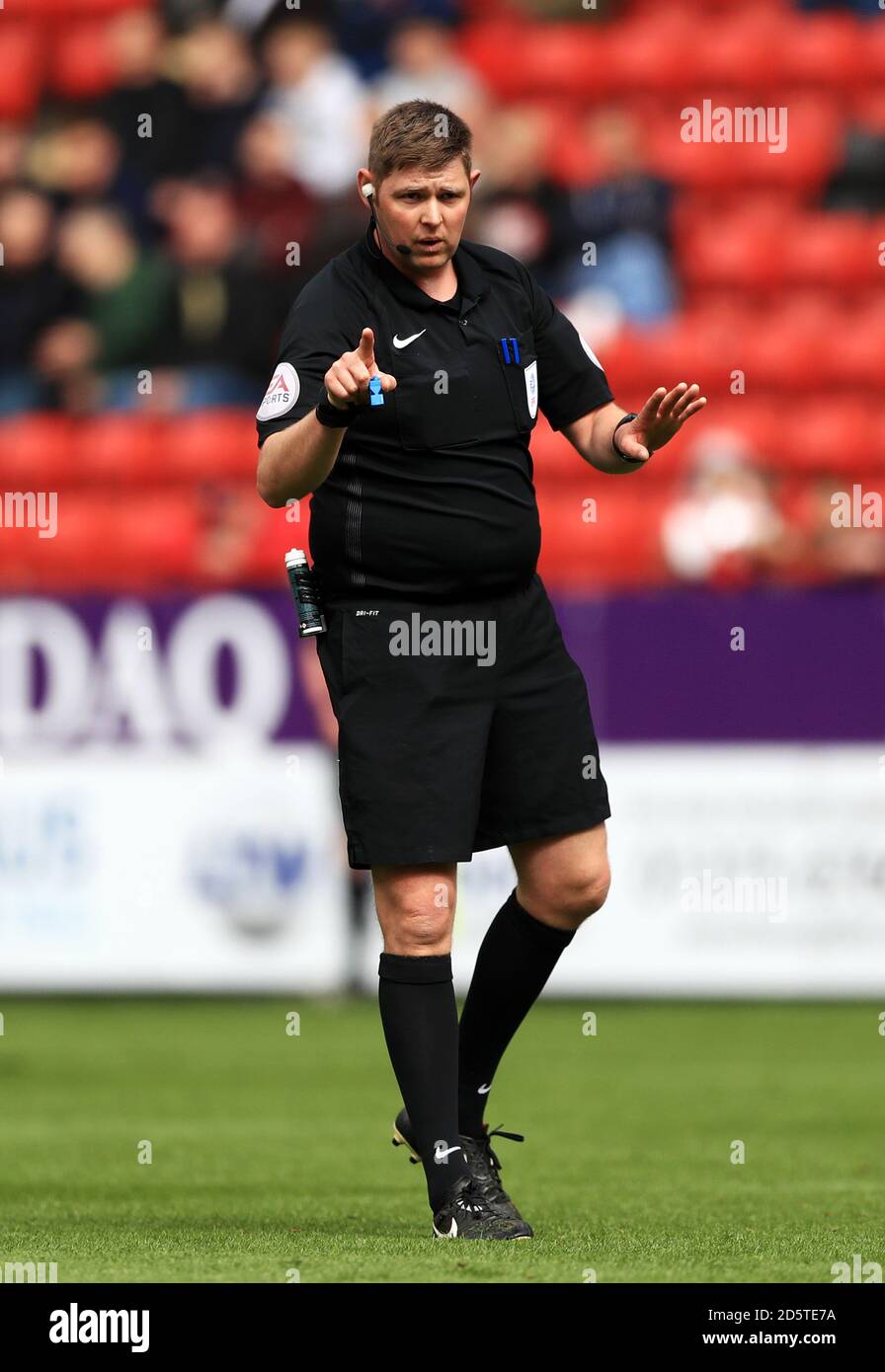 Brett huxtable arbitre Banque de photographies et d’images à haute ...