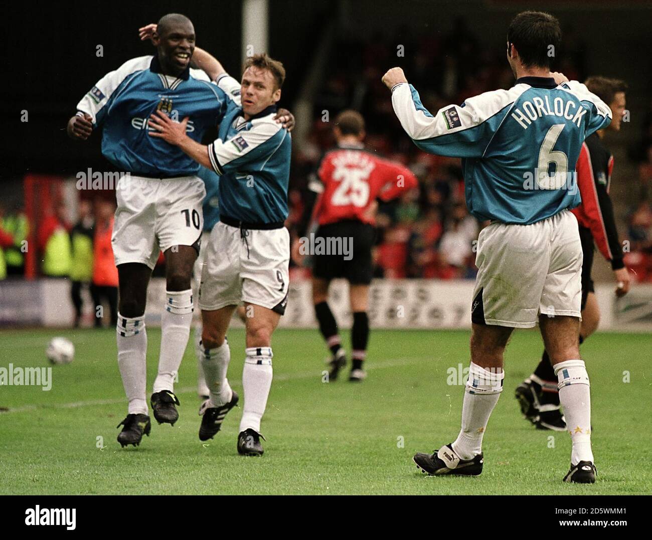 Football kevin horlock Banque de photographies et d’images à haute ...