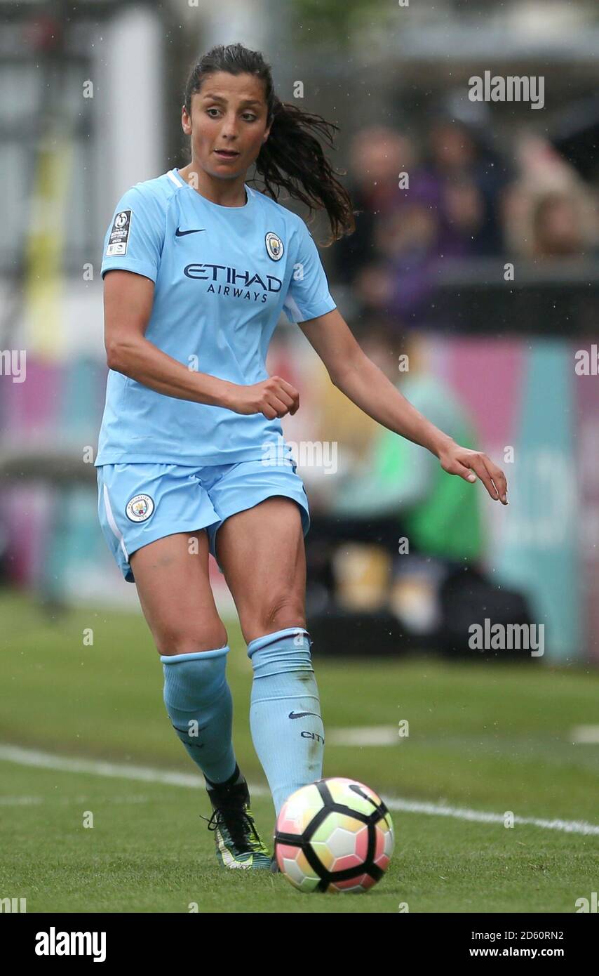 Nadia nadim Banque de photographies et d’images à haute résolution - Alamy