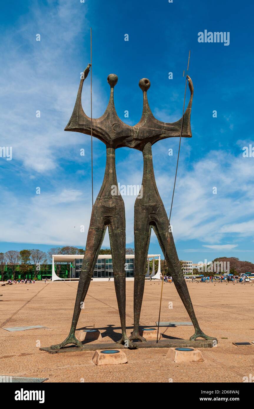 Statue de candangos Banque de photographies et d’images à haute ...