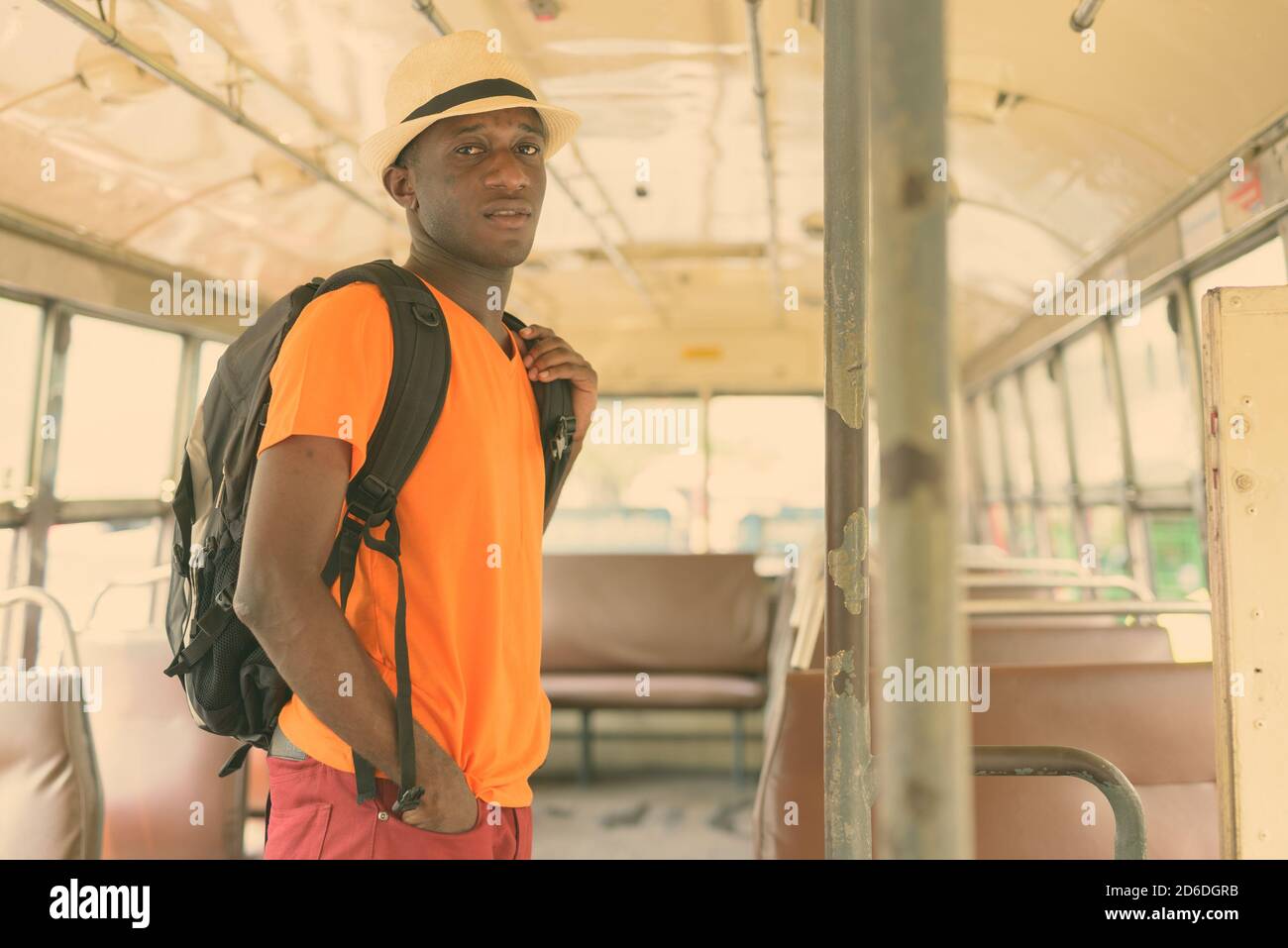 African bus Banque de photographies et d’images à haute résolution - Alamy