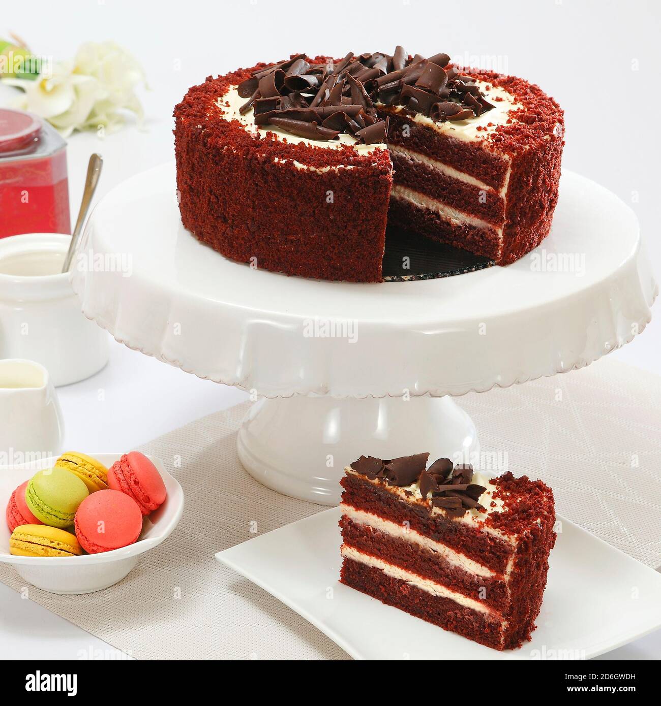 Le gâteau de velours rouge est traditionnellement un gâteau de couche ...