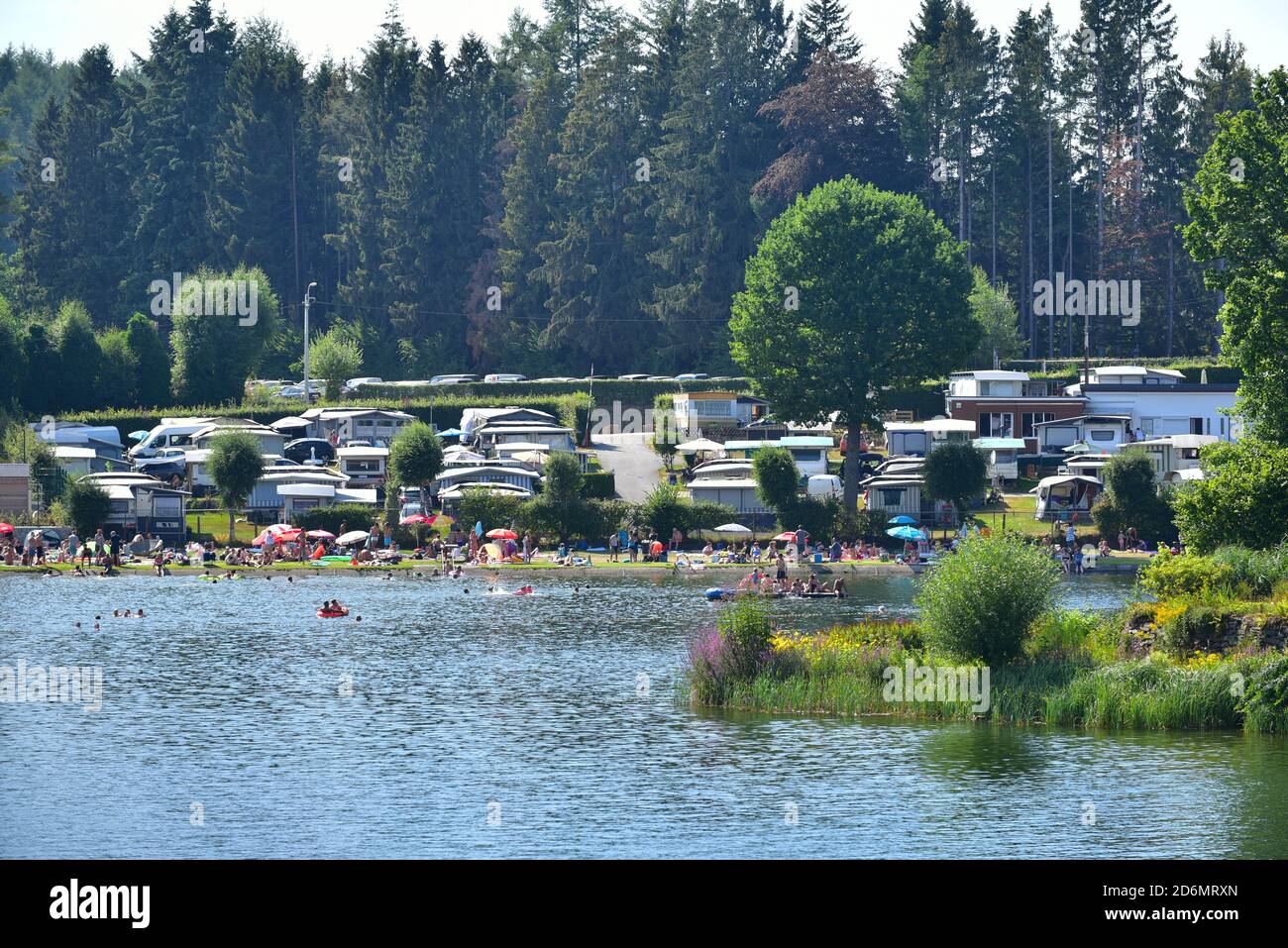 Lac de robertville Banque de photographies et d’images à haute ...