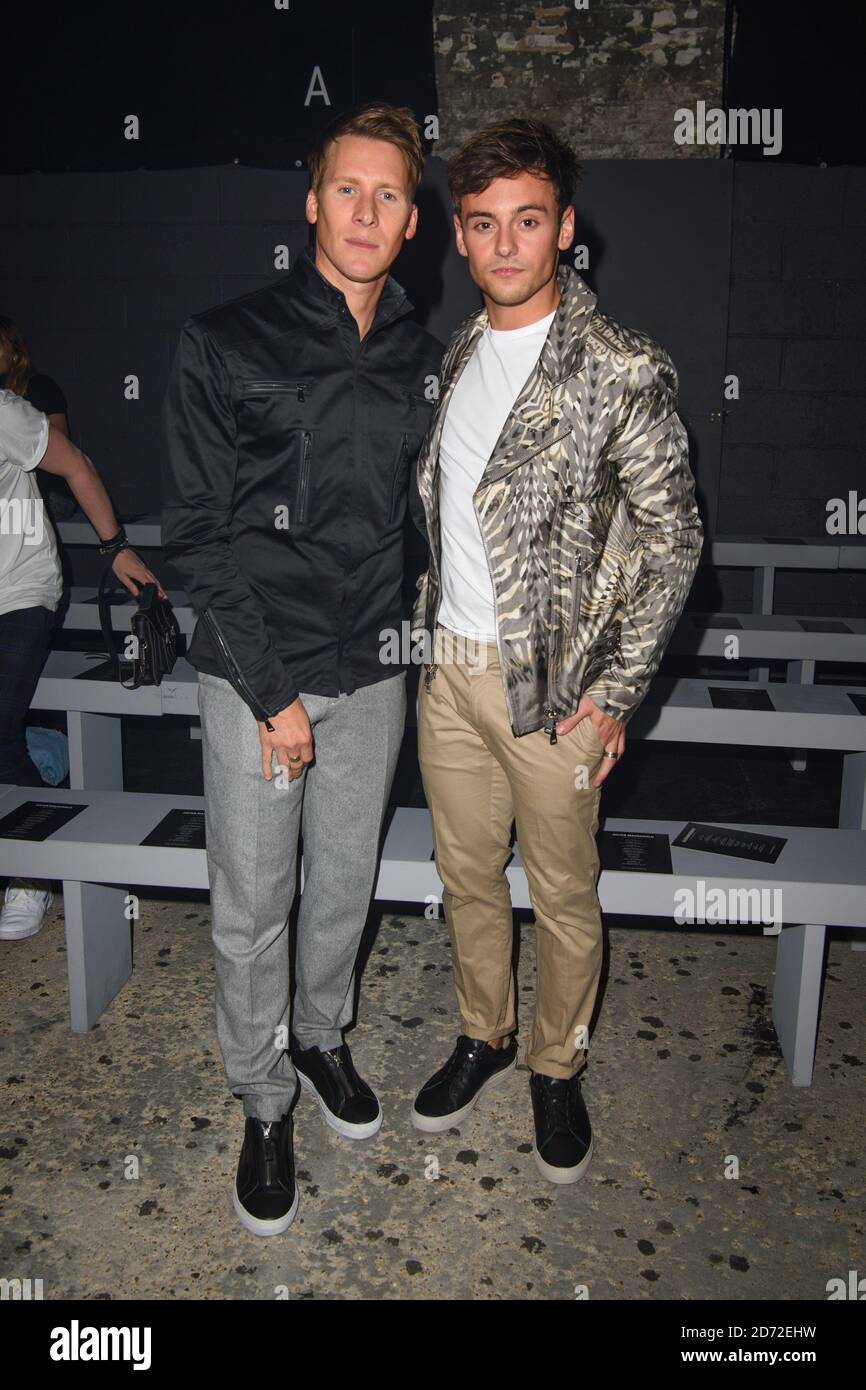 Tom daley and dustin lance black Banque de photographies et d’images à ...