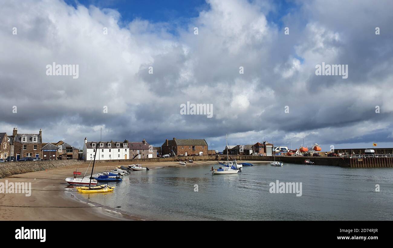 Plage du port de stonehaven Banque de photographies et d’images à haute ...
