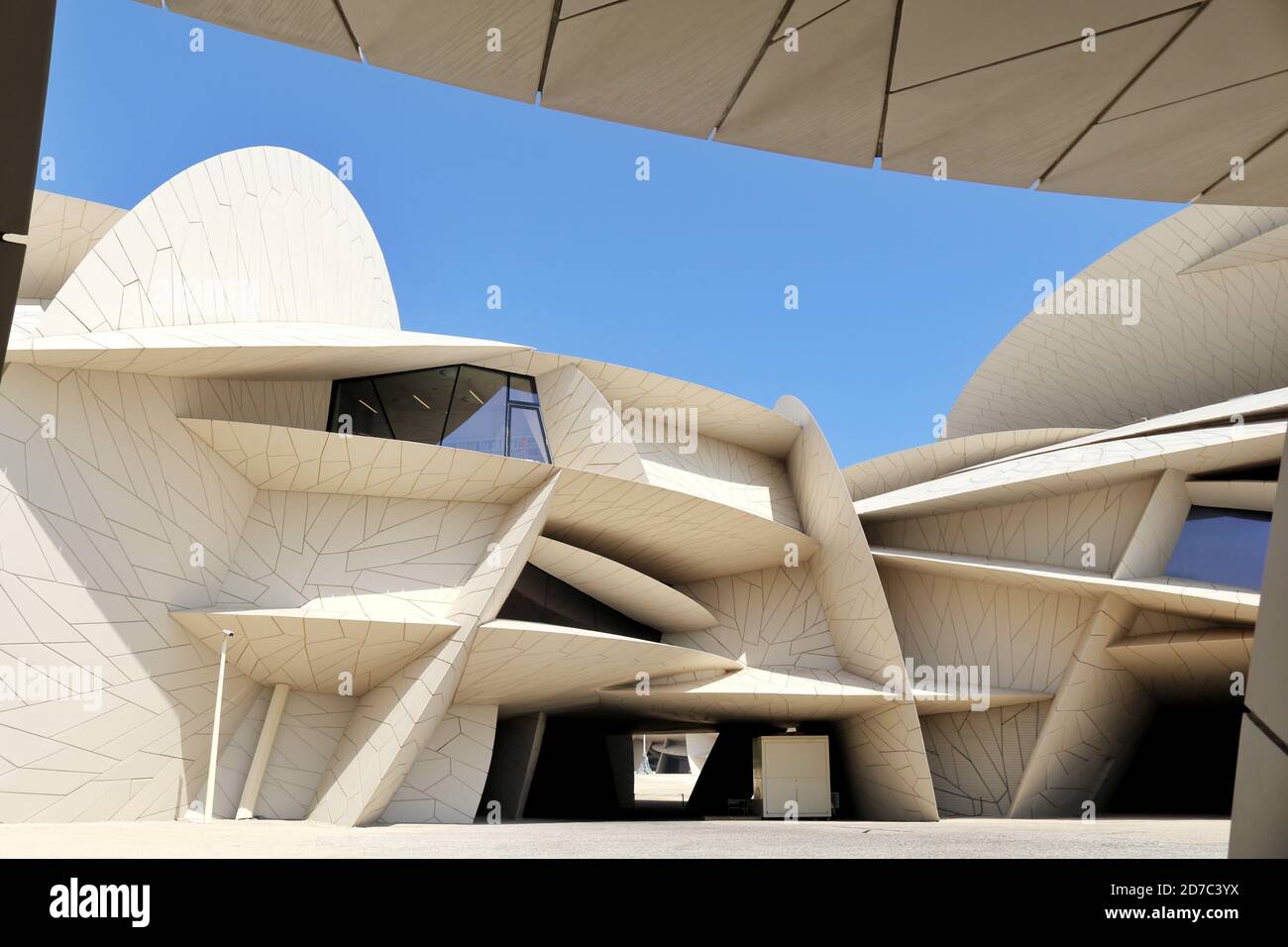 National museum of qatar doha Banque de photographies et d’images à ...