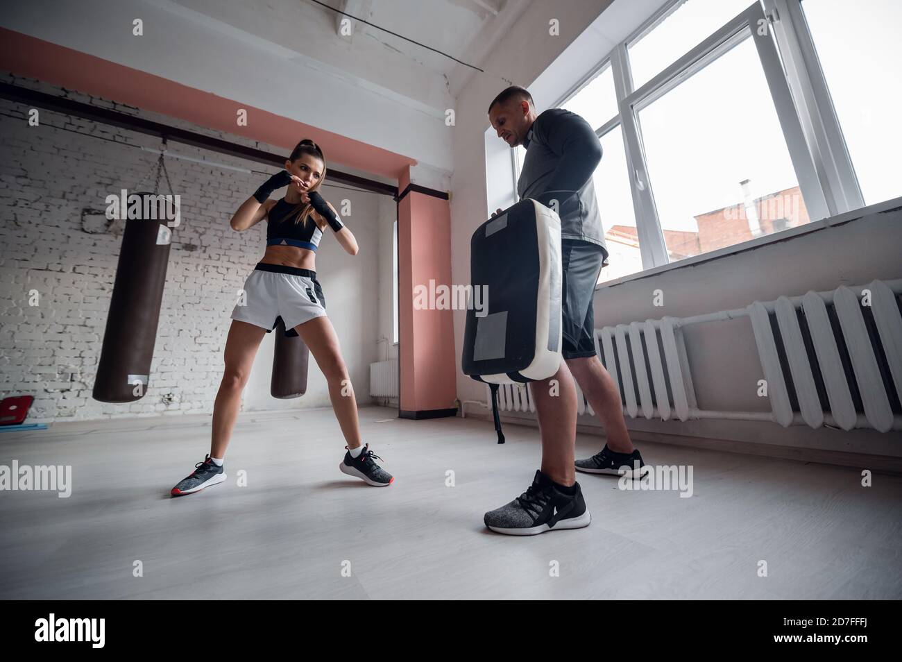 Mma fighter female Banque de photographies et d’images à haute ...