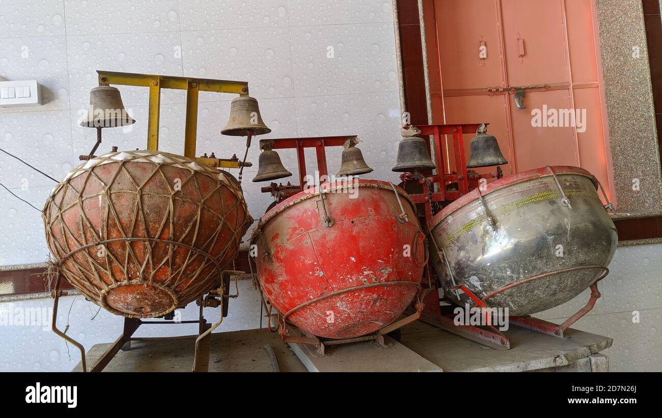 Instruments de musique classique traditionnelle indienne qui se compose ...