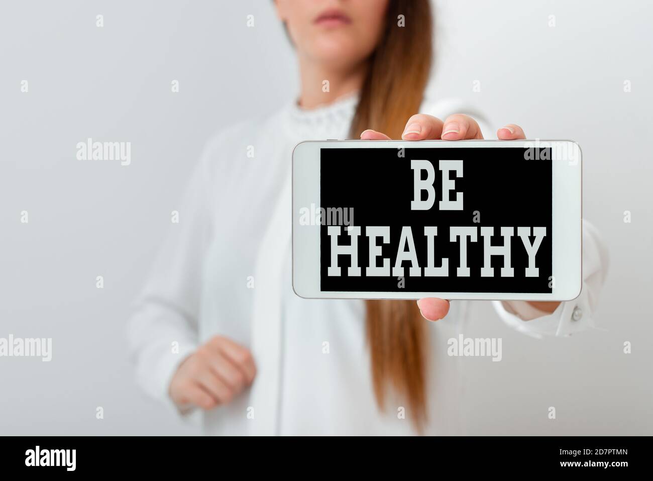 Écriture conceptuelle montrant être en bonne santé. Concept ...