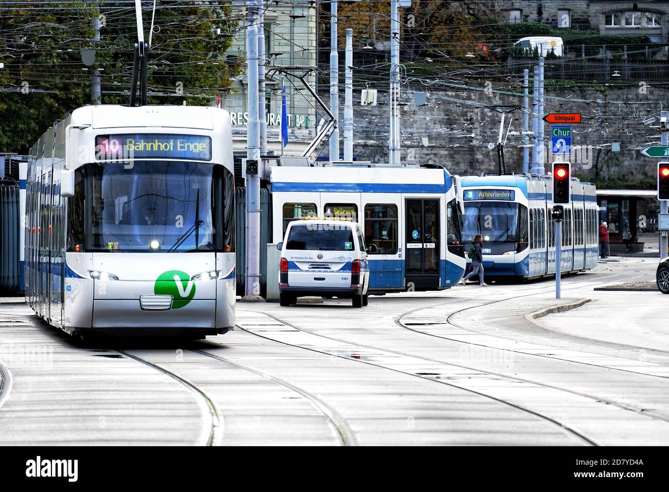 Tram suisse Banque de photographies et d’images à haute résolution - Alamy