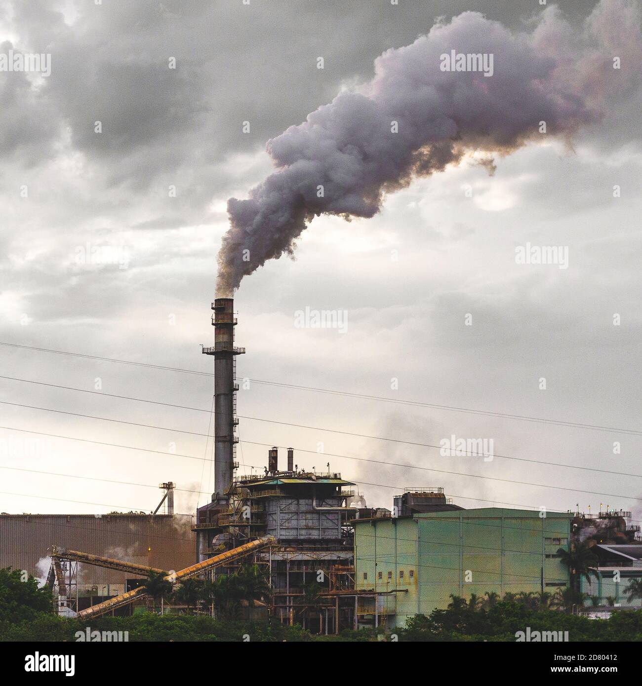 Forte pollution industrielle Banque de photographies et d’images à ...