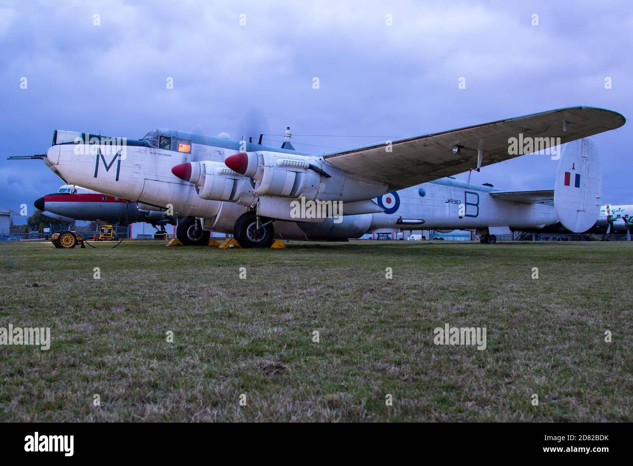 Shackleton aircraft Banque de photographies et d’images à haute ...