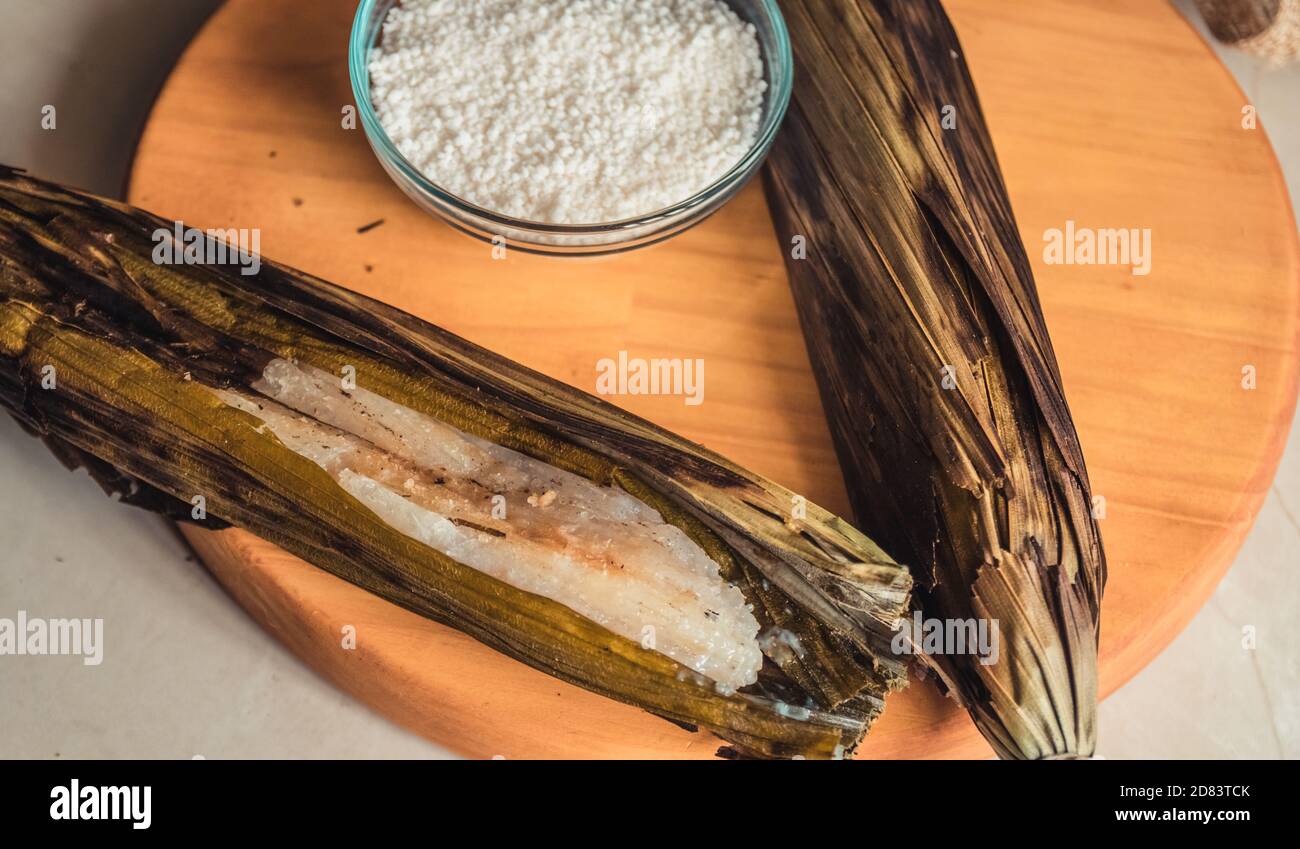 Dessert traditionnel brésilien. Bolo de tapioca (mane doido, pe de ...